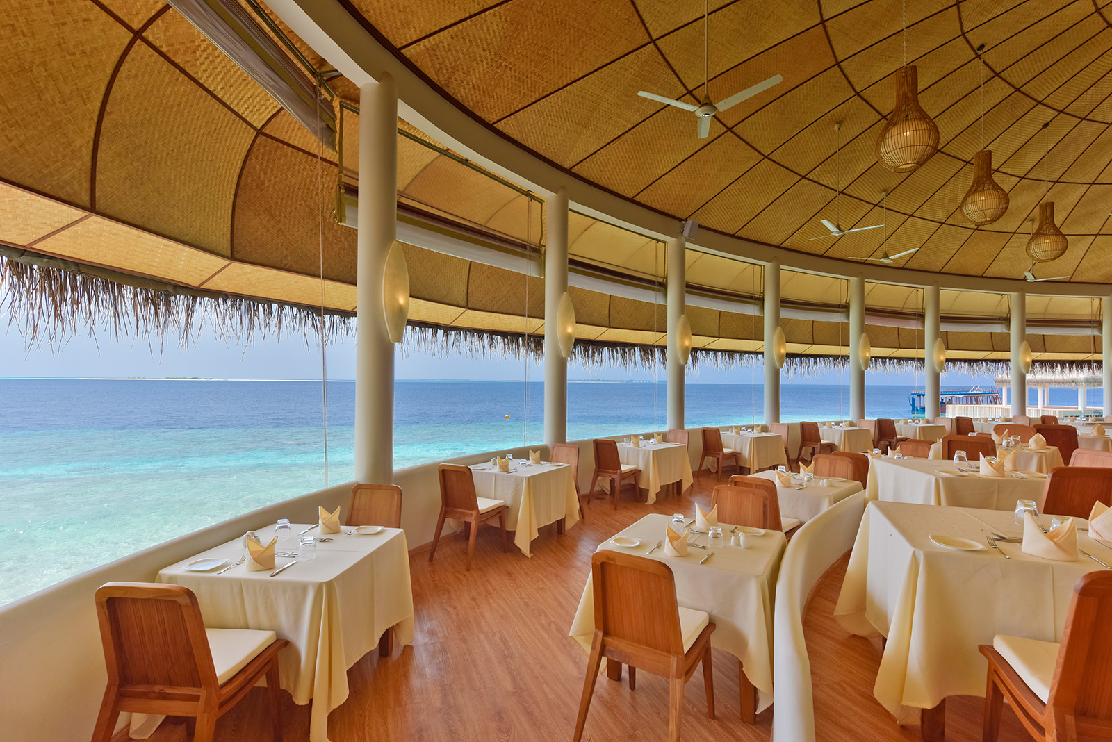 Sea View Restaurant - Dreamland